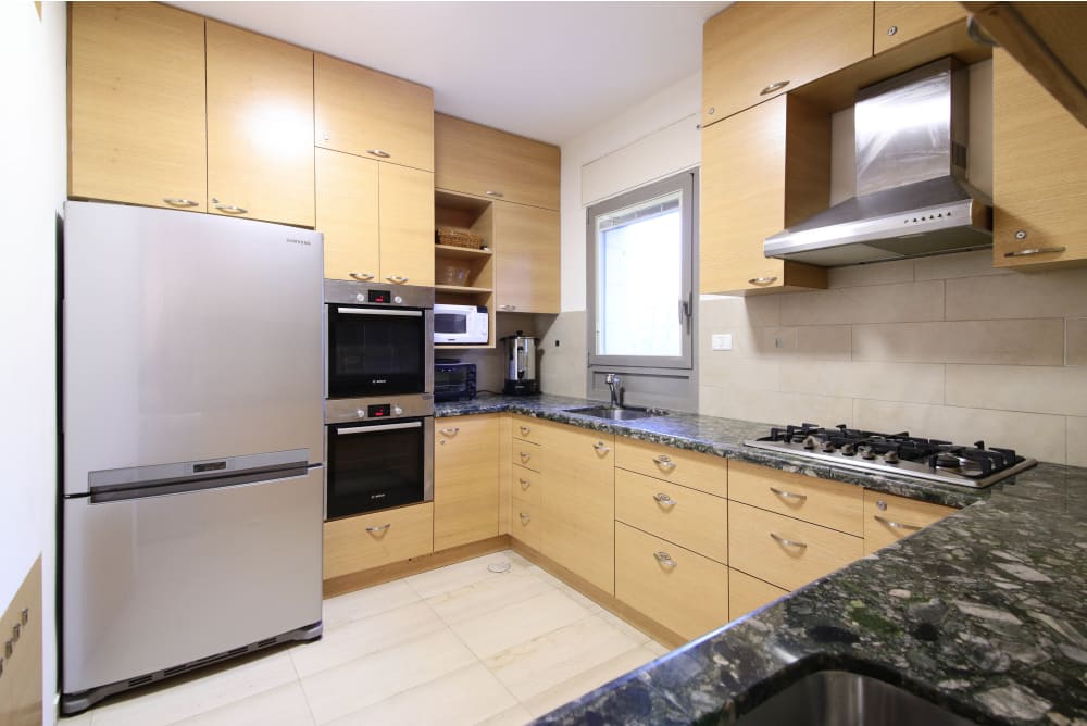 4 Bedroom Rachel Imenu - Apartment View - Rentals of Distinction