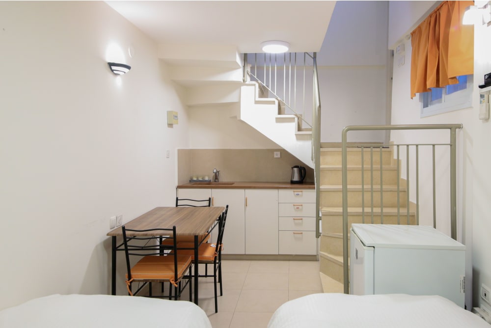 4 Bedroom Rachel Imenu - Apartment View - Rentals of Distinction