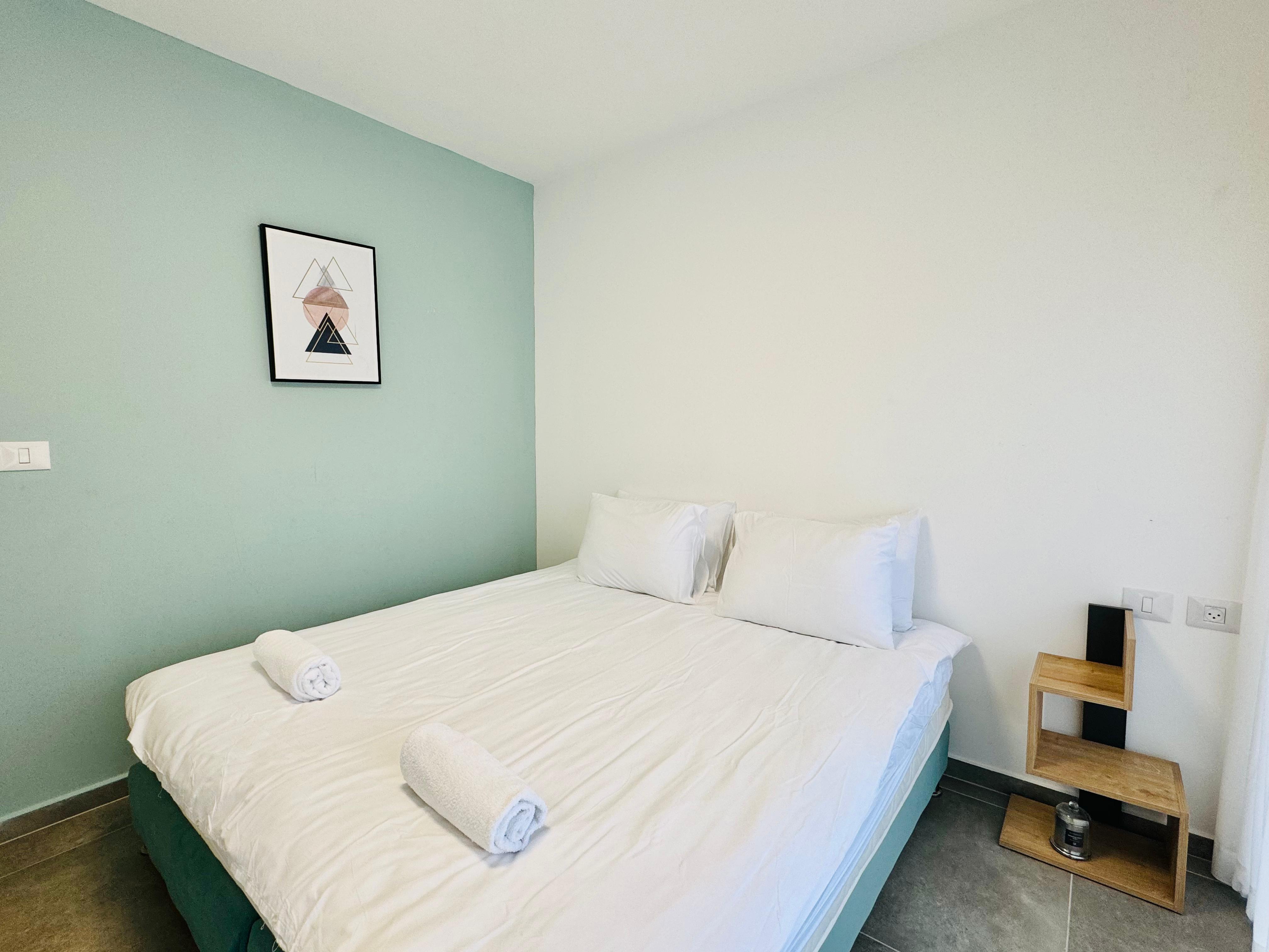 Emek Refaim 3 bedroom - Apartment View - Rentals of Distinction