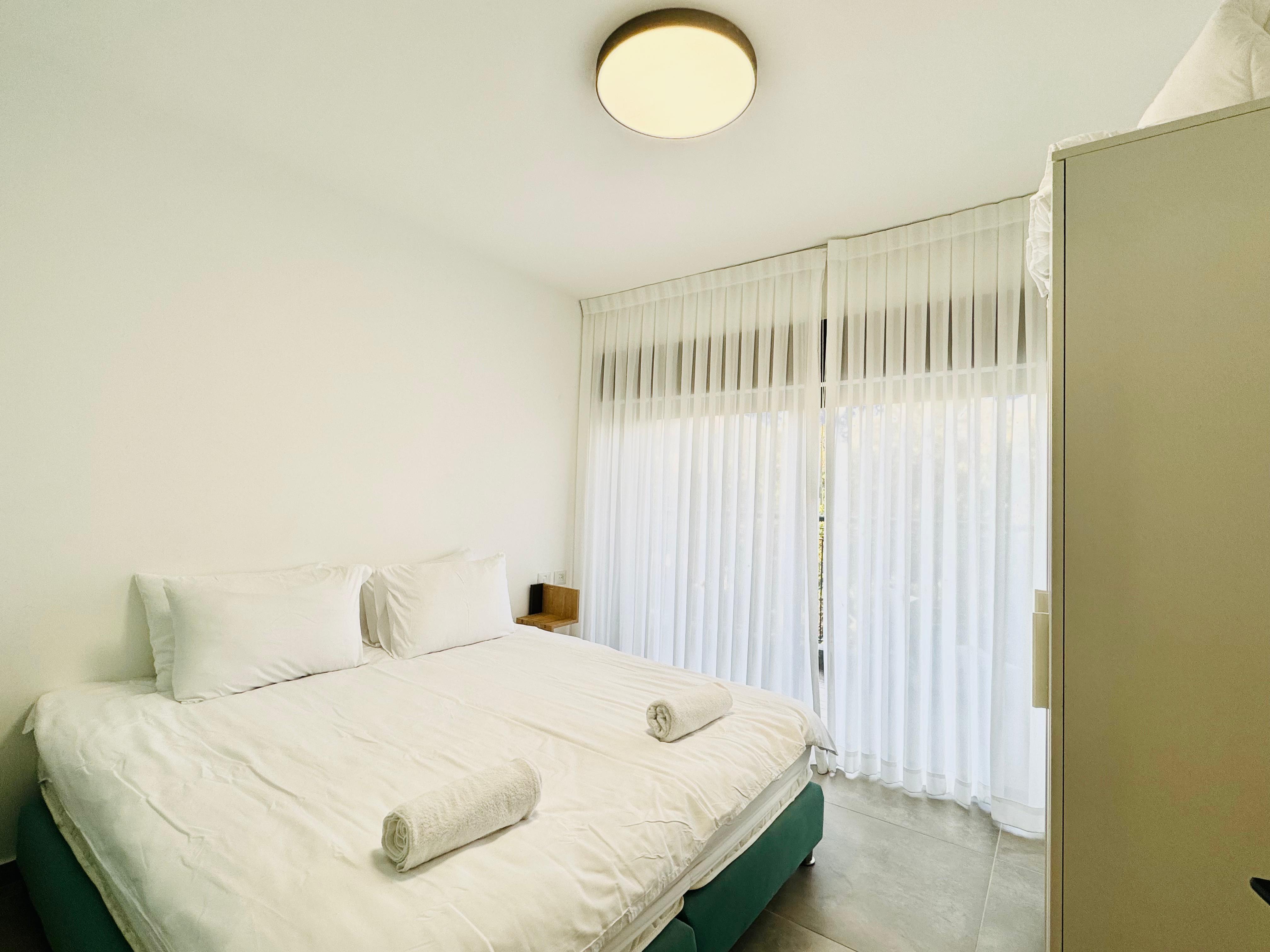 Emek Refaim 3 bedroom - Apartment View - Rentals of Distinction